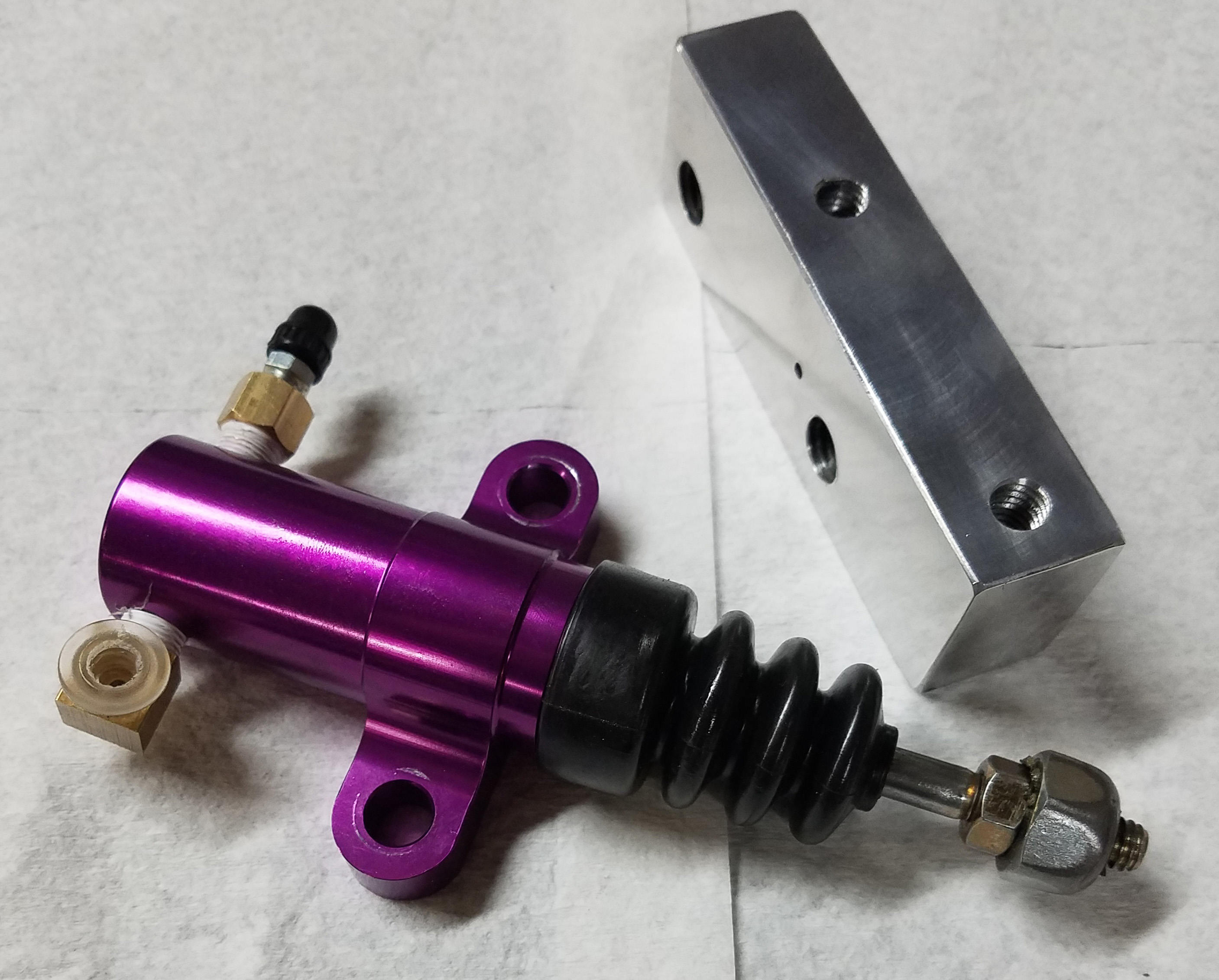 7/8" bore x 1.25" stroke slave. Part # 91025605 from speedwaymotors ...